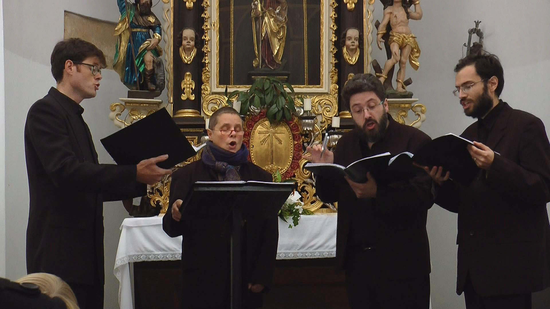 STŘEDOVĚKÁ POLYFONIE ROZEZNĚLA ROTUNDU SVATÉ KATEŘINY | OIK TV